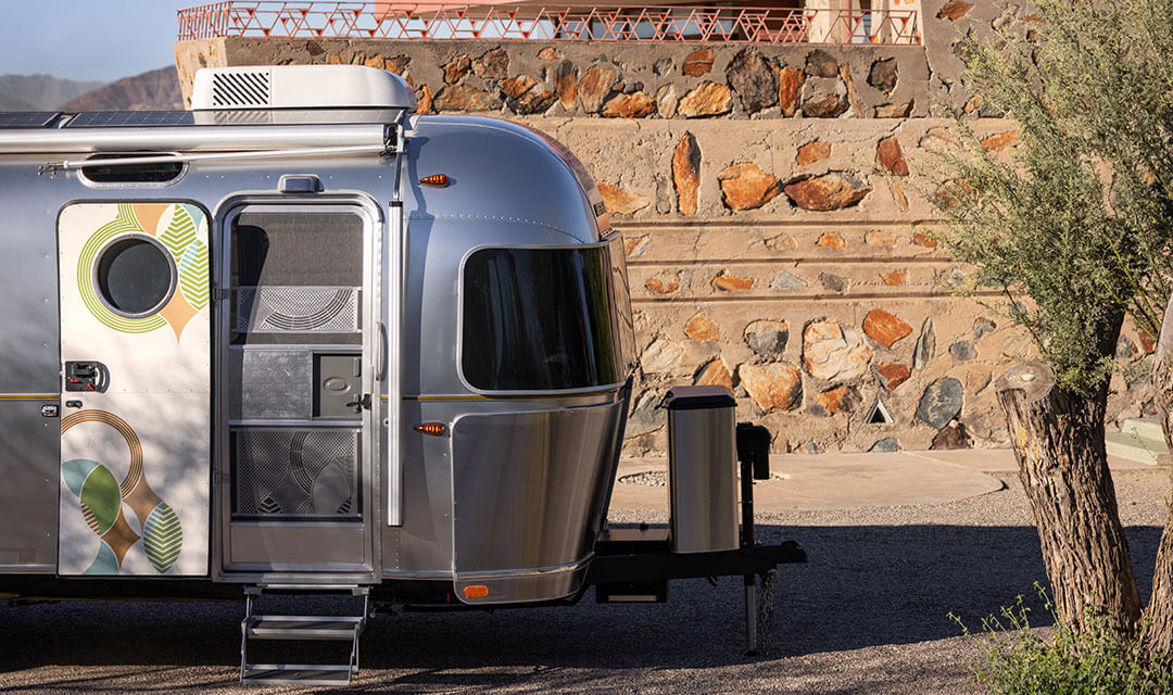 Frank Lloyd Wright Limited Edition – Airstream Support